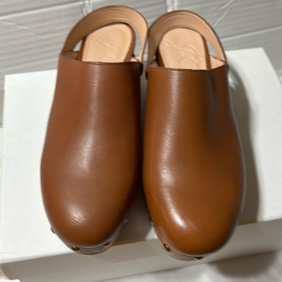 J. Crew | Shoes | J Crew Clogs With Convertible Straps Euc | Poshmark
